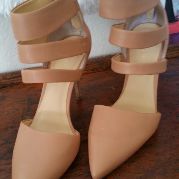 Ivanka Trump | Shoes | Ivanka Trump Leather High Heels Shoes Very ...